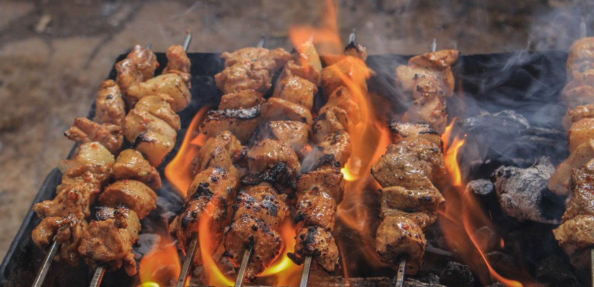 Nosotros - CARL´S GRILL ¡Porque tú mereces lo mejor!