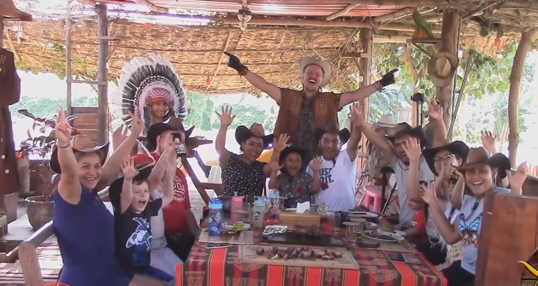 Concurso del Día de la Madre en Carl's Grill - CARL´S GRILL ¡Porque tú ...